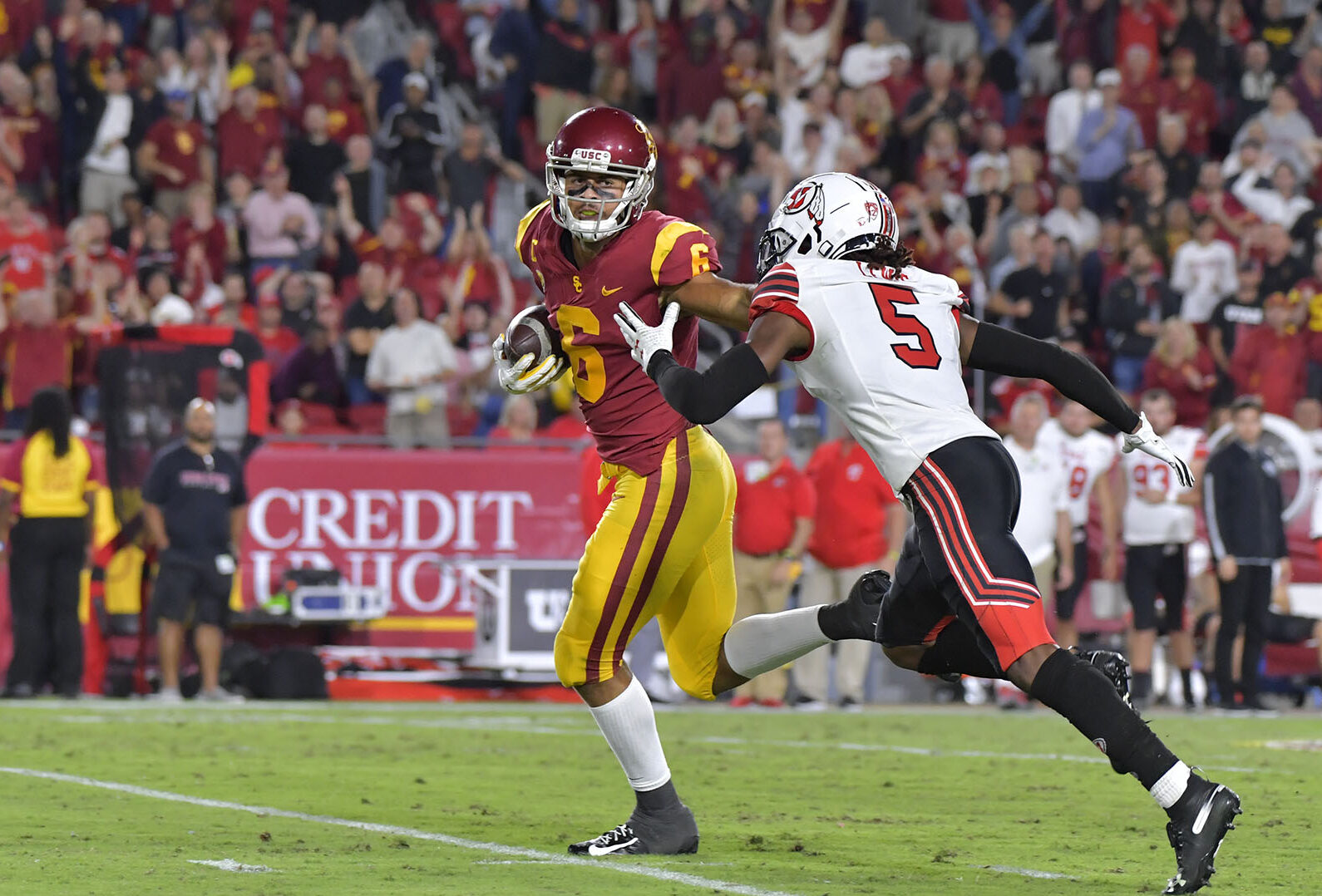 Iowa vs. USC Free Pick, NCAA Betting Odds, Spreads – 11/15/25