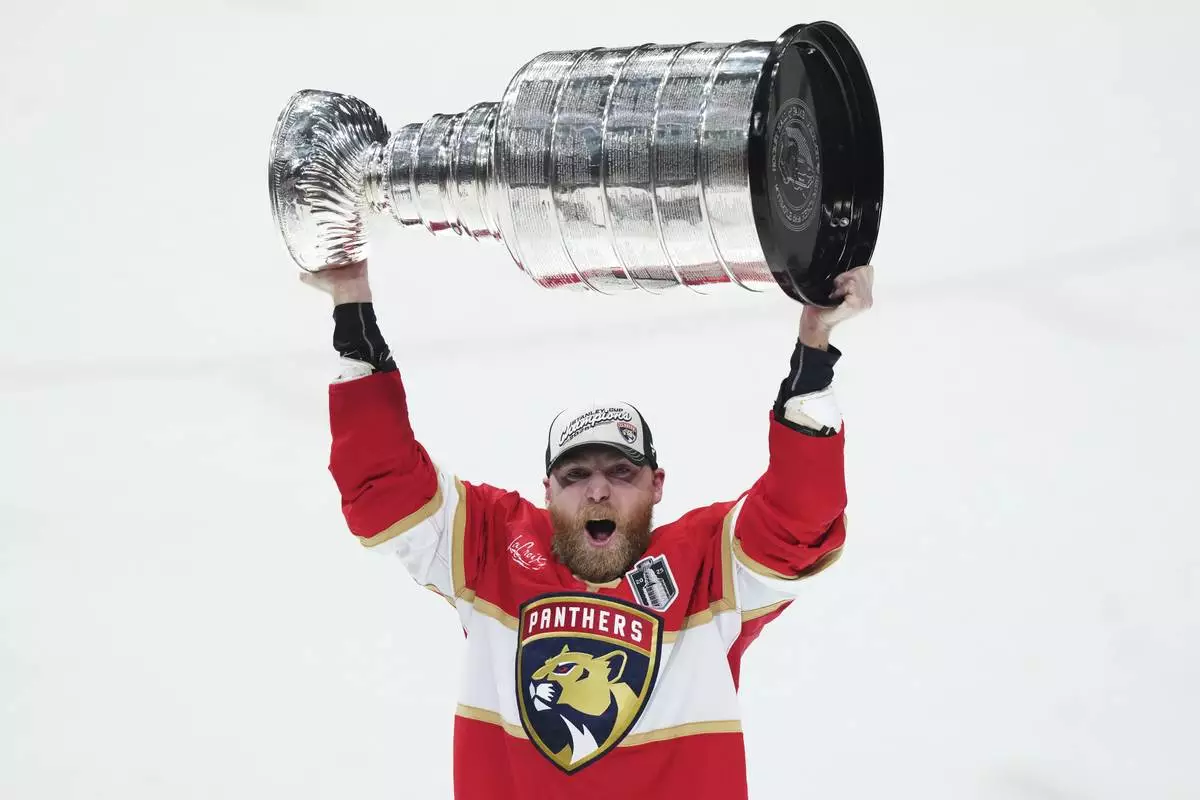 Vancouver vs. Florida Free Pick, NHL Betting Odds – 11/17/25